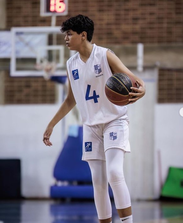 Jovem talento do Minas Tênis Clube-MG, Gui Santos, brilha em sua estreia na NBA com o Golden ...